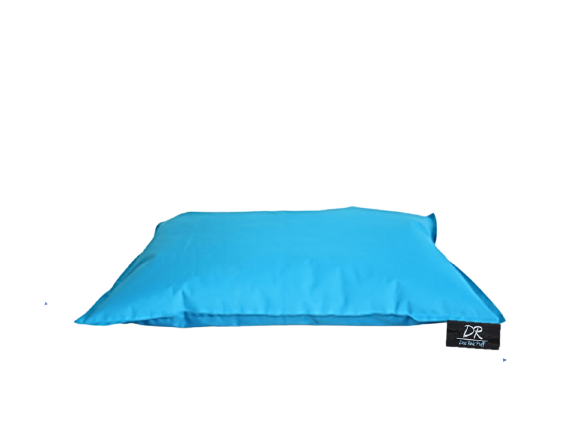 Móveis diversos tipo Puff no Funchal by Mariluz Dos Reis